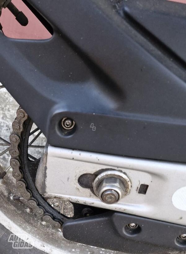 Красный БМВ F 650 1996 в Каунас, объемом двигателя 0.65 л и пробегом 15 тыс. км за 1550 €, фото 9 на AUTOMOTO.COM.LV