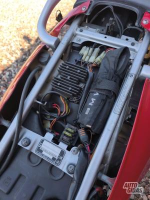 Красный БМВ F 650 1997 в Шакяй, объемом двигателя 0.65 л и пробегом 35 тыс. км за 1750 €, фото 6 на AUTOMOTO.COM.LV