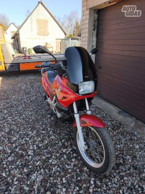 Красный БМВ F 650 1997 в Шакяй, объемом двигателя 0.65 л и пробегом 35 тыс. км за 1750 €, фото 10 на AUTOMOTO.COM.LV