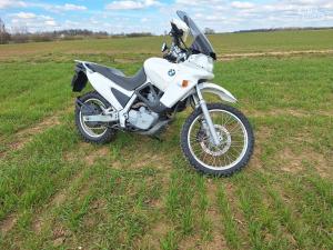 Balts BMW F 650 1997 Jonava, ar dzinēja tilpumu 0.65 L un nobraukumu 76 tūkst. km par 1550 €, foto 3 vietnē AUTOMOTO.COM.LV