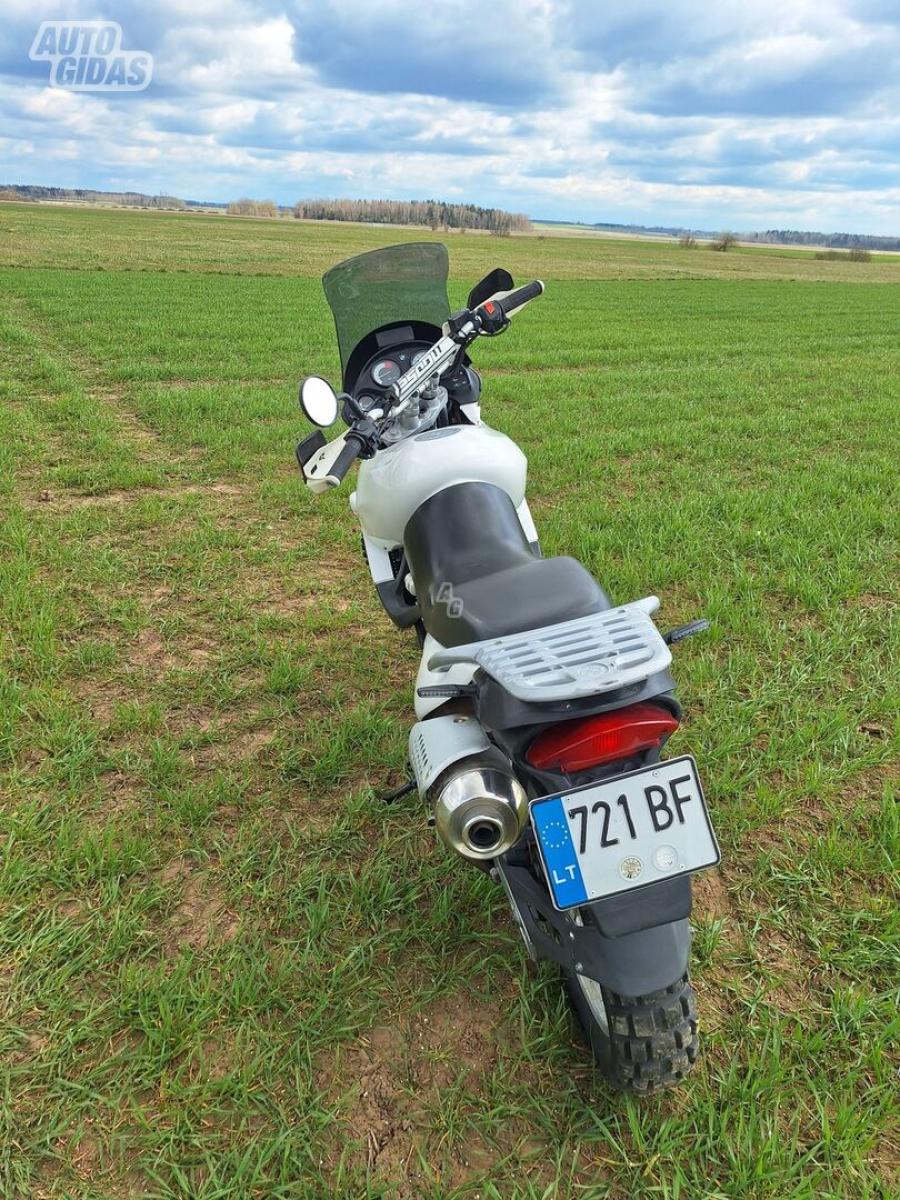Balts BMW F 650 1997 Jonava, ar dzinēja tilpumu 0.65 L un nobraukumu 76 tūkst. km par 1550 €, foto 8 vietnē AUTOMOTO.COM.LV