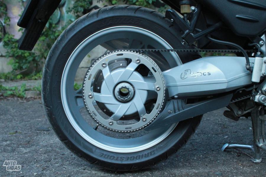 Melns BMW F 650CS 2005 Viļņa, ar dzinēja tilpumu 0.65 L un nobraukumu 18 tūkst. km par 1800 €, foto 14 vietnē AUTOMOTO.COM.LV
