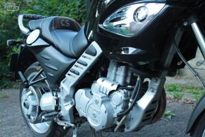 Melns BMW F 650CS 2005 Viļņa, ar dzinēja tilpumu 0.65 L un nobraukumu 18 tūkst. km par 1800 €, foto 19 vietnē AUTOMOTO.COM.LV
