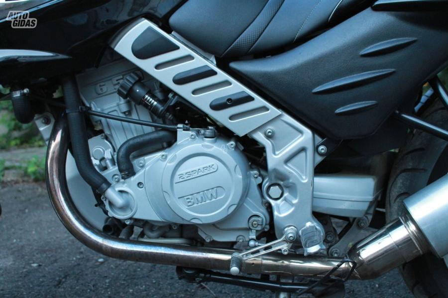 Black BMW F 650CS 2005 in Vilnius, with an engine capacity of 0.65 L and mileage of 18 thousand km for 1700 €, photo 8 on AUTOMOTO.COM.LV