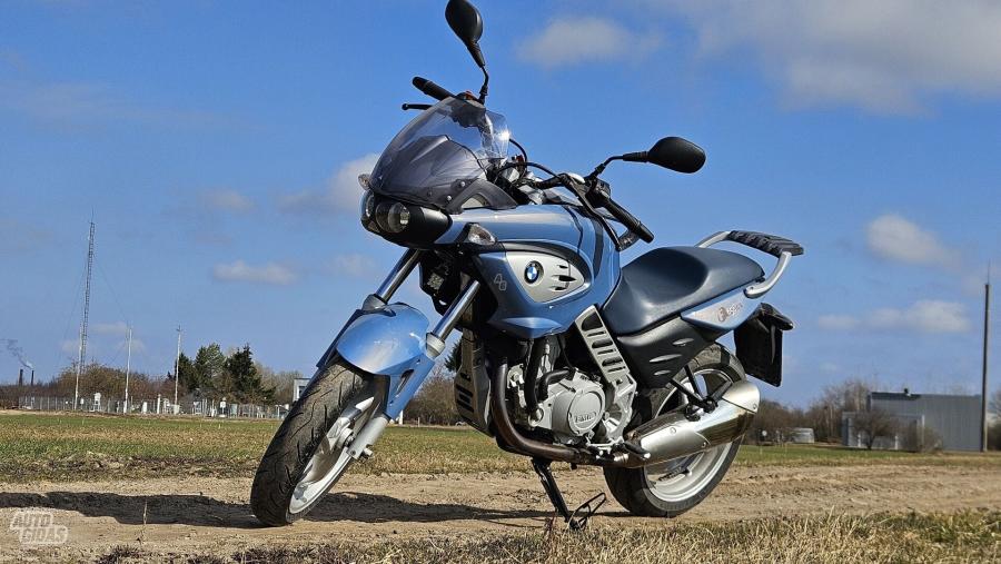 Zils BMW F 650CS 2002 Panevēža, ar dzinēja tilpumu 0.00 L un nobraukumu 31 tūkst. km par 1500 €, foto 2 vietnē AUTOMOTO.COM.LV