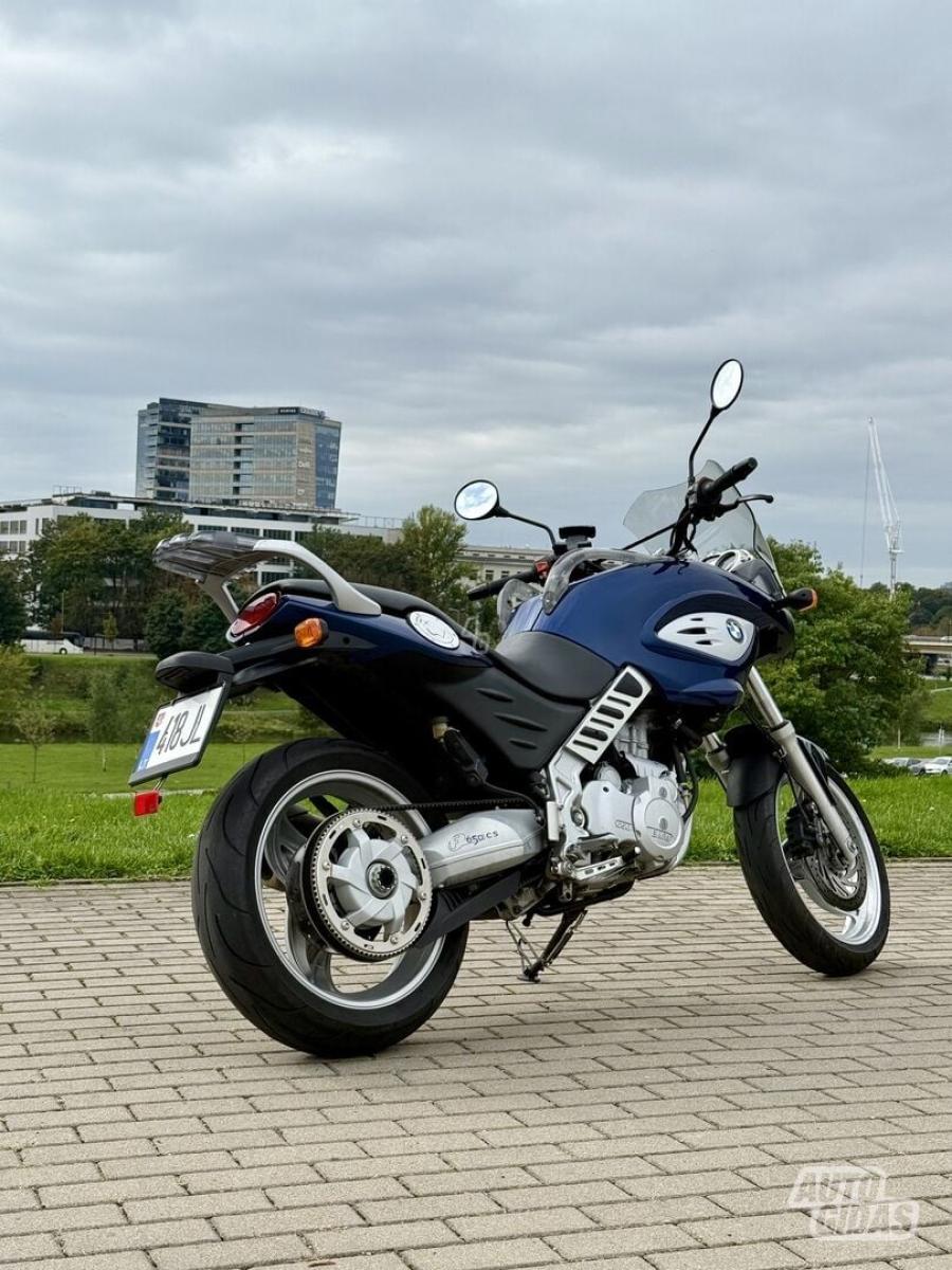 BMW F 650CS 2002 in Vilnius, with an engine capacity of 0.00 L and mileage of 0 thousand km for 1300 €, photo 3 on AUTOMOTO.COM.LV
