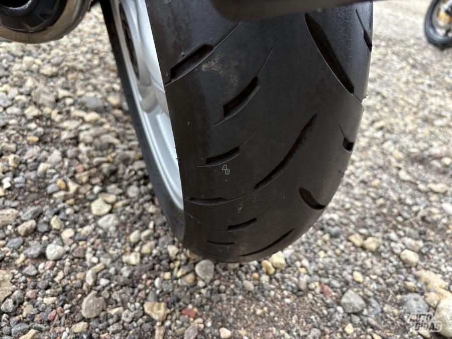 BMW F 650CS 2002 Kelmė, ar dzinēja tilpumu 0.65 L un nobraukumu 17 tūkst. km par 915 €, foto 11 vietnē AUTOMOTO.COM.LV