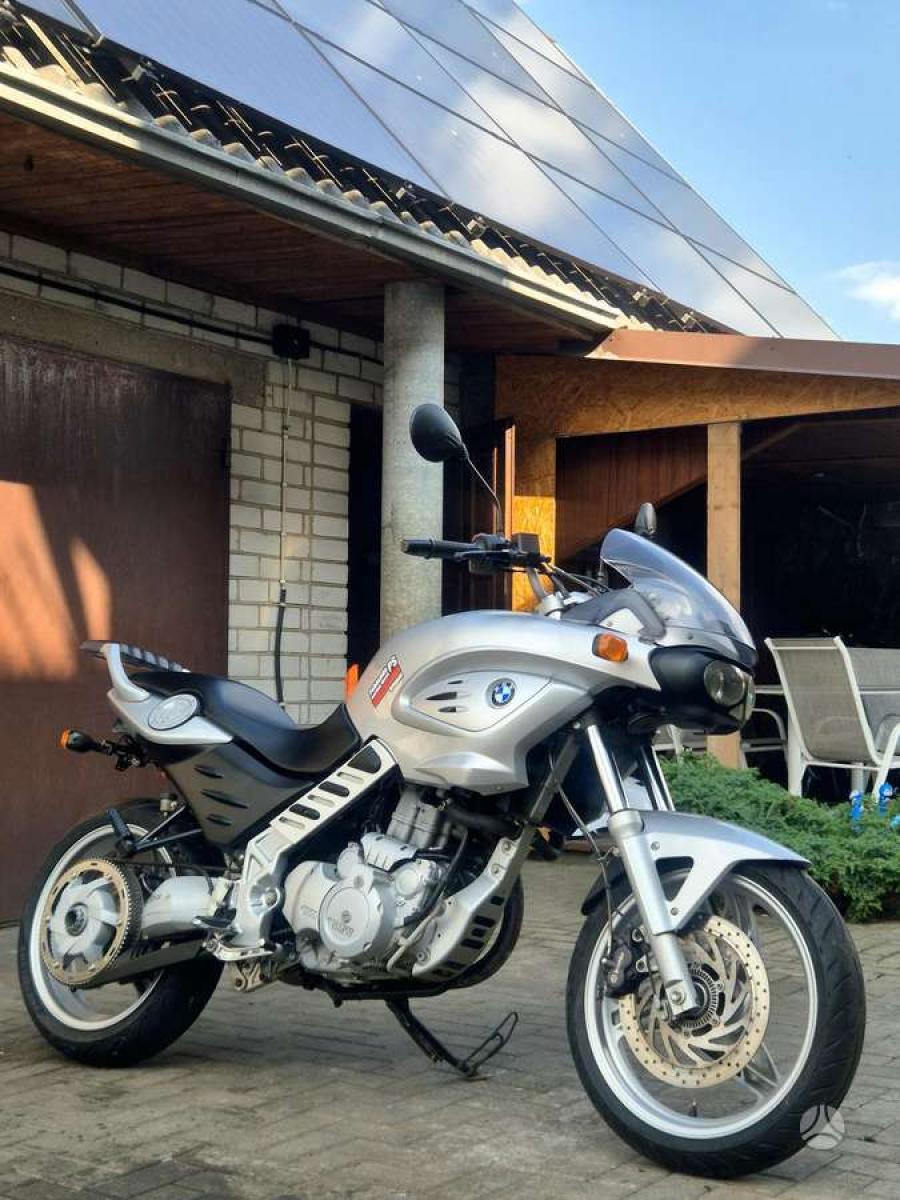 BMW F 650CS 2003 in Prienai, with an engine capacity of 0.65 L and mileage of 68 thousand km for 1350 €, photo 1 on AUTOMOTO.COM.LV