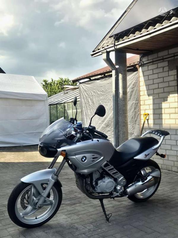 BMW F 650CS 2003 in Prienai, with an engine capacity of 0.65 L and mileage of 68 thousand km for 1350 €, photo 2 on AUTOMOTO.COM.LV