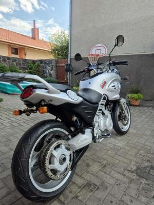 BMW F 650CS 2003 in Prienai, with an engine capacity of 0.65 L and mileage of 68 thousand km for 1350 €, photo 8 on AUTOMOTO.COM.LV