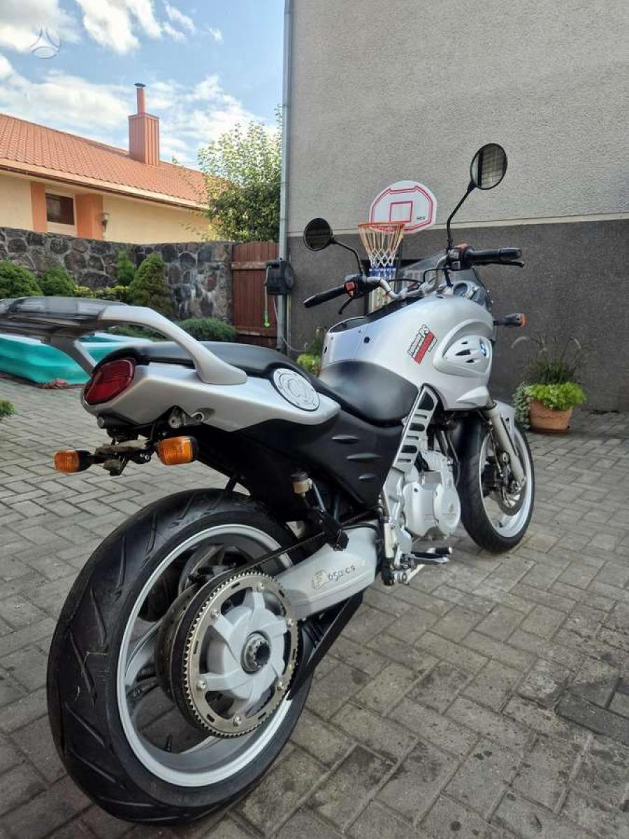 BMW F 650CS 2003 in Prienai, with an engine capacity of 0.65 L and mileage of 68 thousand km for 1350 €, photo 8 on AUTOMOTO.COM.LV