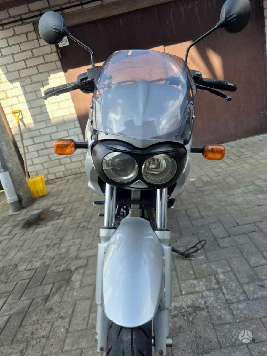 BMW F 650CS 2003 in Prienai, with an engine capacity of 0.65 L and mileage of 68 thousand km for 1350 €, photo 13 on AUTOMOTO.COM.LV