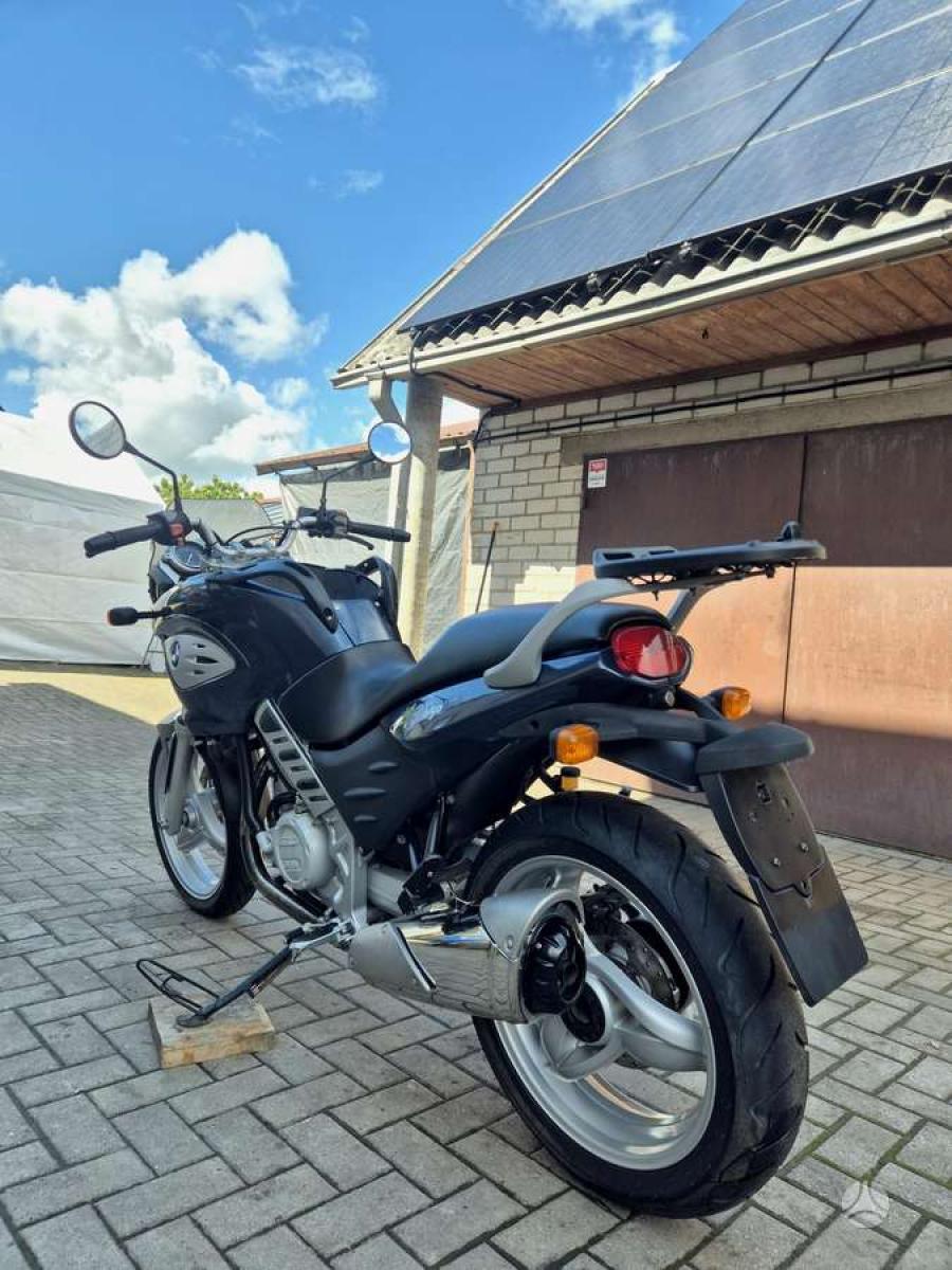 BMW F 650CS 2003 in Prienai, with an engine capacity of 0.65 L and mileage of 11 thousand km for 1650 €, photo 9 on AUTOMOTO.COM.LV