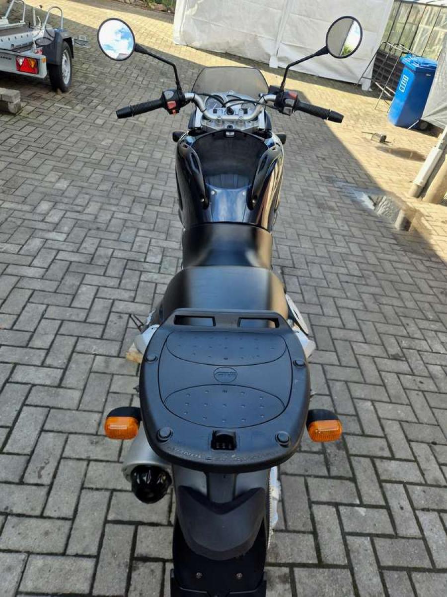 BMW F 650CS 2003 in Prienai, with an engine capacity of 0.65 L and mileage of 11 thousand km for 1650 €, photo 10 on AUTOMOTO.COM.LV