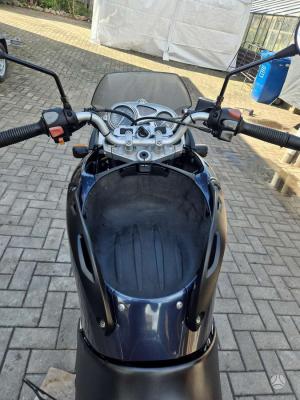 BMW F 650CS 2003 in Prienai, with an engine capacity of 0.65 L and mileage of 11 thousand km for 1650 €, photo 11 on AUTOMOTO.COM.LV