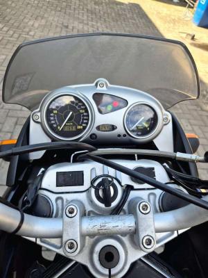 BMW F 650CS 2003 in Prienai, with an engine capacity of 0.65 L and mileage of 11 thousand km for 1650 €, photo 12 on AUTOMOTO.COM.LV