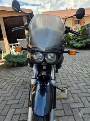 BMW F 650CS 2003 in Prienai, with an engine capacity of 0.65 L and mileage of 11 thousand km for 1650 €, photo 13 on AUTOMOTO.COM.LV