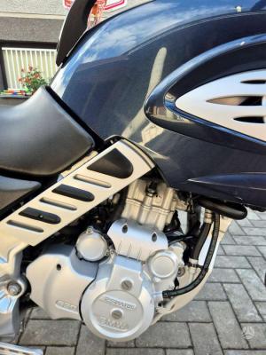 BMW F 650CS 2003 in Prienai, with an engine capacity of 0.65 L and mileage of 11 thousand km for 1650 €, photo 19 on AUTOMOTO.COM.LV