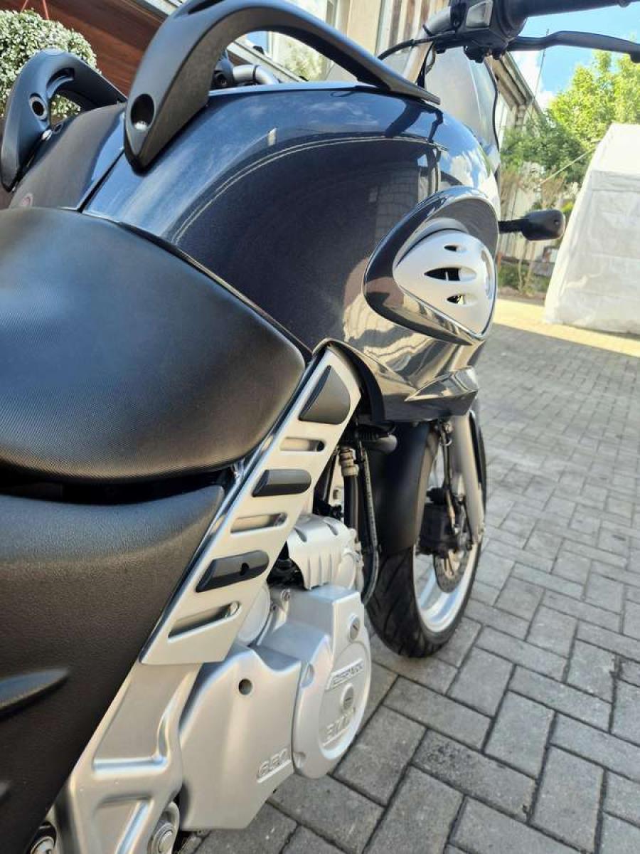 BMW F 650CS 2003 in Prienai, with an engine capacity of 0.65 L and mileage of 11 thousand km for 1650 €, photo 21 on AUTOMOTO.COM.LV