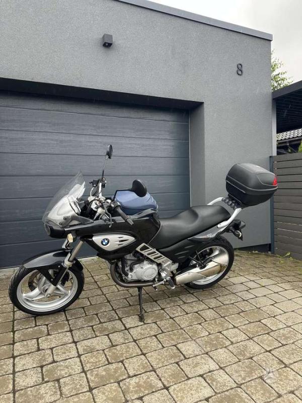 BMW F 650CS 2004 Viļņa, ar dzinēja tilpumu 0.65 L un nobraukumu 46 tūkst. km par 1600 €, foto 4 vietnē AUTOMOTO.COM.LV