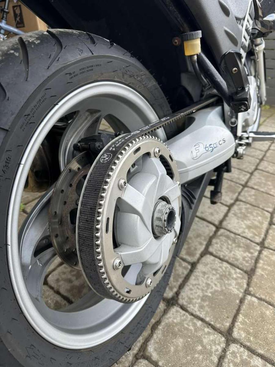 BMW F 650CS 2004 Viļņa, ar dzinēja tilpumu 0.65 L un nobraukumu 46 tūkst. km par 1600 €, foto 10 vietnē AUTOMOTO.COM.LV