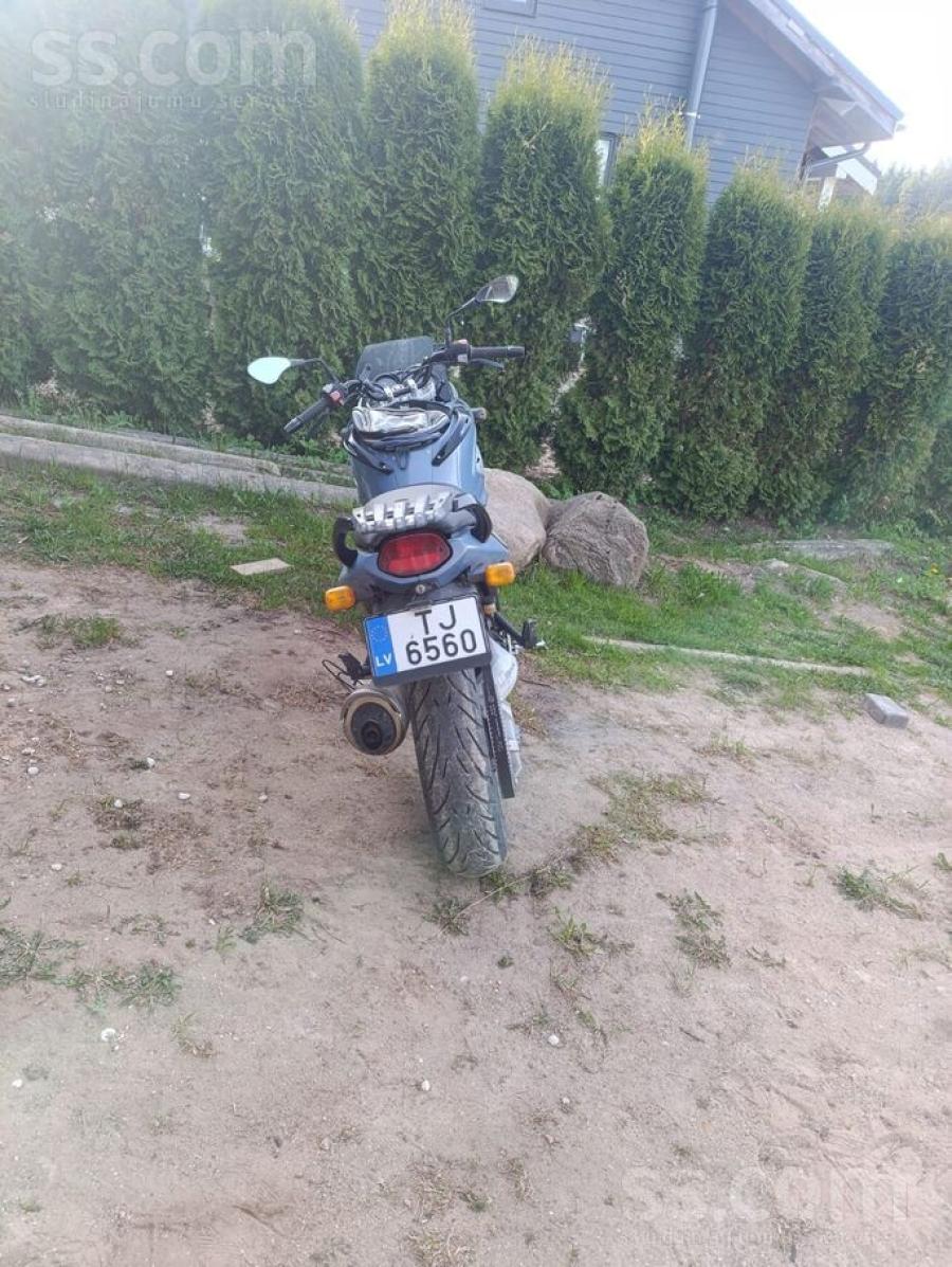 BMW F 650CS 2023 in Tukums, with an engine capacity of 0.65 L and mileage of 0 thousand km for 1600 €, photo 3 on AUTOMOTO.COM.LV