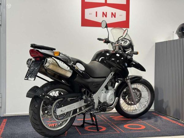 Black BMW F 650GS 2001 in Tallinn, with an engine capacity of 0.65 L and mileage of 39 thousand km for 1999 €, photo 9 on AUTOMOTO.COM.LV