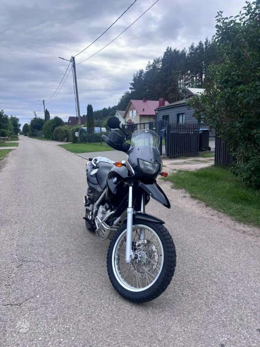 Melns BMW F 650GS 2001 Viļņa, ar dzinēja tilpumu 0.65 L un nobraukumu 39 tūkst. km par 2299 €, foto 5 vietnē AUTOMOTO.COM.LV