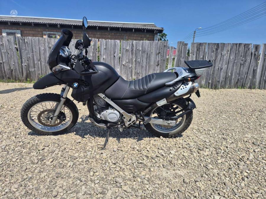 Черный БМВ F 650GS 2001 в Каунас, объемом двигателя 0.65 л и пробегом 47 тыс. км за 2200 €, фото 1 на AUTOMOTO.COM.LV