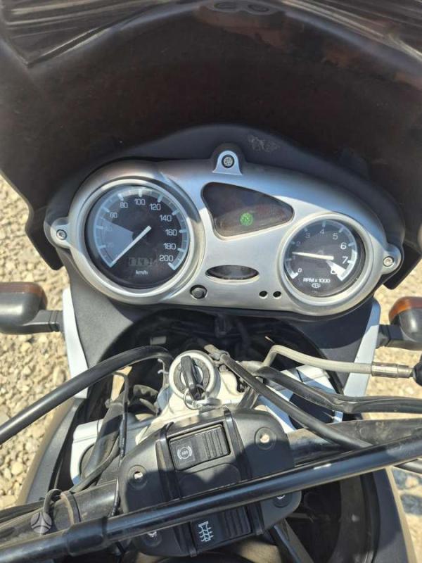 Черный БМВ F 650GS 2001 в Каунас, объемом двигателя 0.65 л и пробегом 47 тыс. км за 2200 €, фото 6 на AUTOMOTO.COM.LV