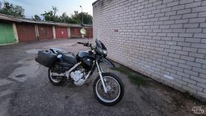 Black BMW F 650GS 2003 in Kaunas, with an engine capacity of 0.65 L and mileage of 49 thousand km for 1750 €, photo 1 on AUTOMOTO.COM.LV