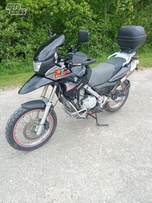 Melns BMW F 650GS 2004 Telšiai, ar dzinēja tilpumu 0.65 L un nobraukumu 76 tūkst. km par 2300 €, foto 2 vietnē AUTOMOTO.COM.LV