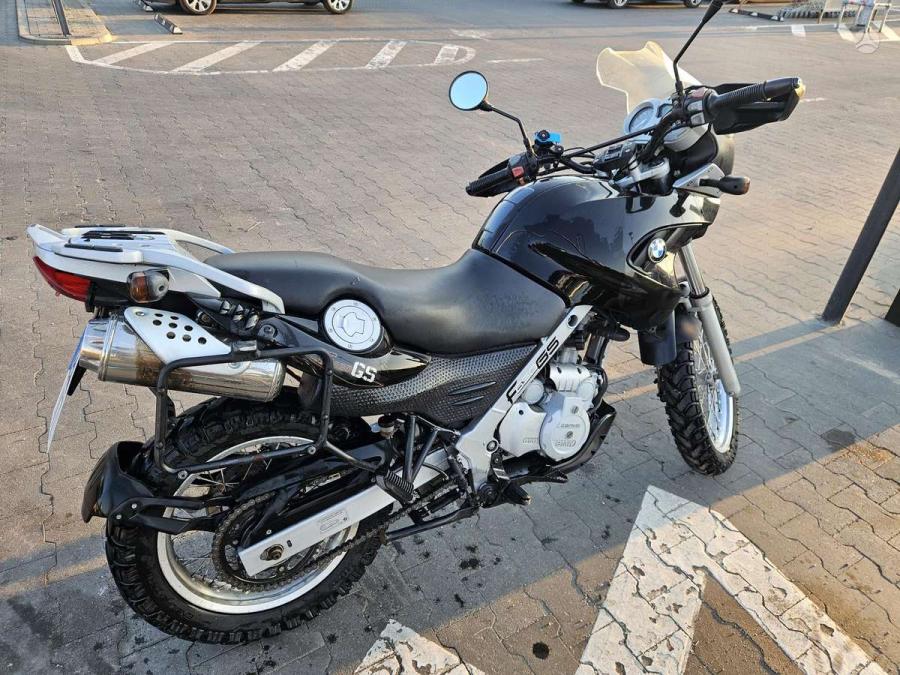 Melns BMW F 650GS 2004 Viļņa, ar dzinēja tilpumu 0.65 L un nobraukumu 18 tūkst. km par 2300 €, foto 5 vietnē AUTOMOTO.COM.LV