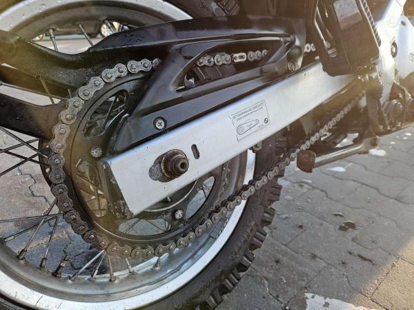 Melns BMW F 650GS 2004 Viļņa, ar dzinēja tilpumu 0.65 L un nobraukumu 18 tūkst. km par 2300 €, foto 8 vietnē AUTOMOTO.COM.LV