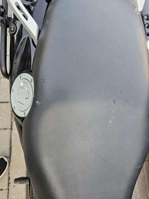 Melns BMW F 650GS 2004 Viļņa, ar dzinēja tilpumu 0.65 L un nobraukumu 18 tūkst. km par 2300 €, foto 13 vietnē AUTOMOTO.COM.LV