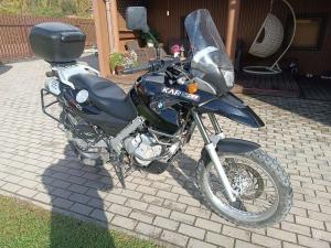 Melns BMW F 650GS 2005 Šauļi, ar dzinēja tilpumu 0.65 L un nobraukumu 35 tūkst. km par 2350 €, foto 3 vietnē AUTOMOTO.COM.LV