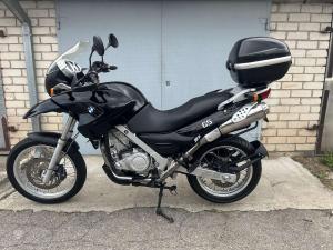 Melns BMW F 650GS 2005 Birštonas, ar dzinēja tilpumu 0.65 L un nobraukumu 35 tūkst. km par 2799 €, foto 10 vietnē AUTOMOTO.COM.LV