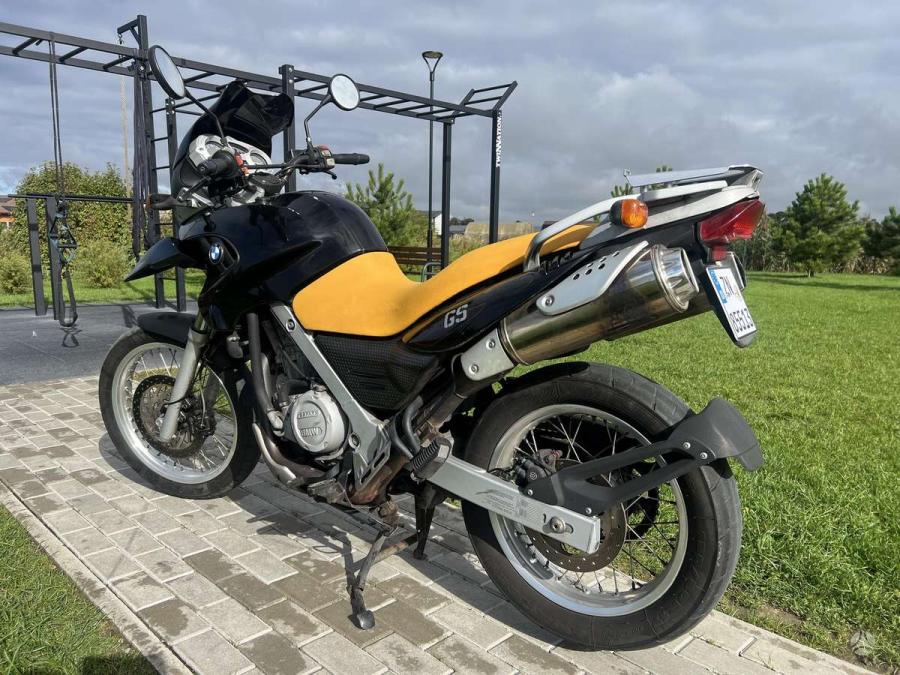 Black BMW F 650GS 2005 in Klaipeda, with an engine capacity of 0.65 L and mileage of 34 thousand km for 1950 €, photo 8 on AUTOMOTO.COM.LV
