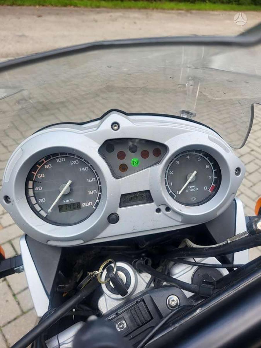 Black BMW F 650GS 2007 in Taurage, with an engine capacity of 0.65 L and mileage of 40 thousand km for 2000 €, photo 9 on AUTOMOTO.COM.LV