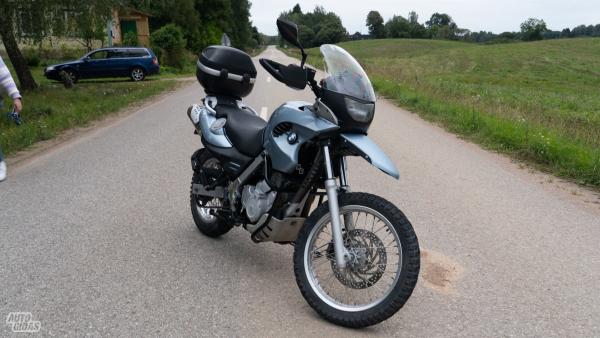Blue BMW F 650GS 2001 in Moletai, with an engine capacity of 0.65 L and mileage of 37 thousand km for 2150 €, photo 4 on AUTOMOTO.COM.LV