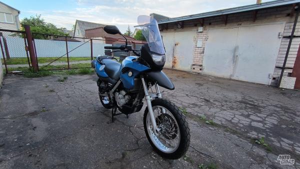 Синий БМВ F 650GS 2003 в Каунас, объемом двигателя 0.65 л и пробегом 49 тыс. км за 1800 €, фото 3 на AUTOMOTO.COM.LV