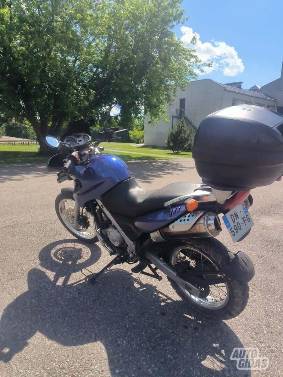 Blue BMW F 650GS 2003 in Raseiniai, with an engine capacity of 0.65 L and mileage of 72 thousand km for 1850 €, photo 4 on AUTOMOTO.COM.LV
