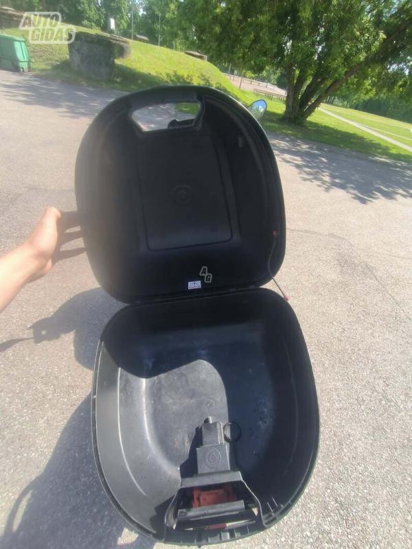 Zils BMW F 650GS 2003 Raseiniai, ar dzinēja tilpumu 0.65 L un nobraukumu 72 tūkst. km par 1850 €, foto 6 vietnē AUTOMOTO.COM.LV