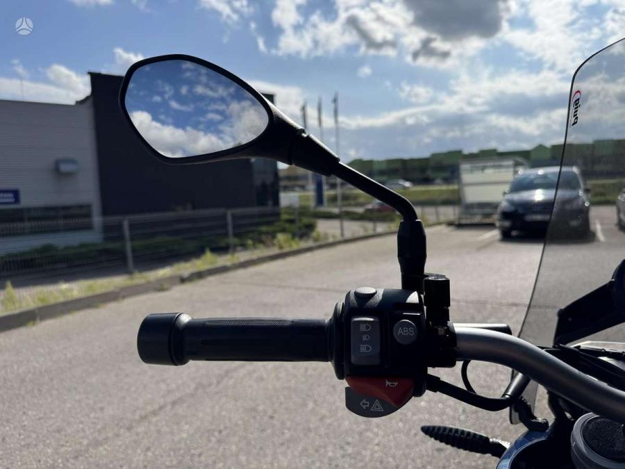 Blue BMW F 650GS 2011 in Vilnius, with an engine capacity of 0.80 L and mileage of 21 thousand km for 4199 €, photo 19 on AUTOMOTO.COM.LV