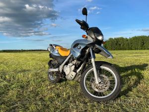 Grey BMW F 650GS 2000 in Saue, with an engine capacity of 0.65 L and mileage of 67 thousand km for 2500 €, photo  on AUTOMOTO.COM.LV