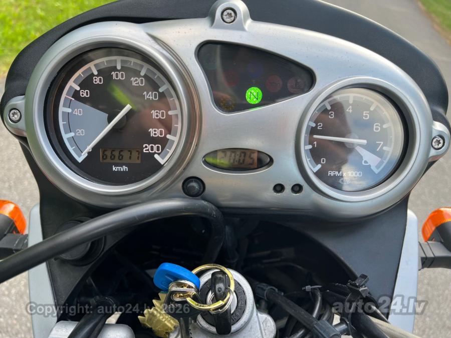 Grey BMW F 650GS 2000 in Saue, with an engine capacity of 0.65 L and mileage of 67 thousand km for 2500 €, photo 15 on AUTOMOTO.COM.LV