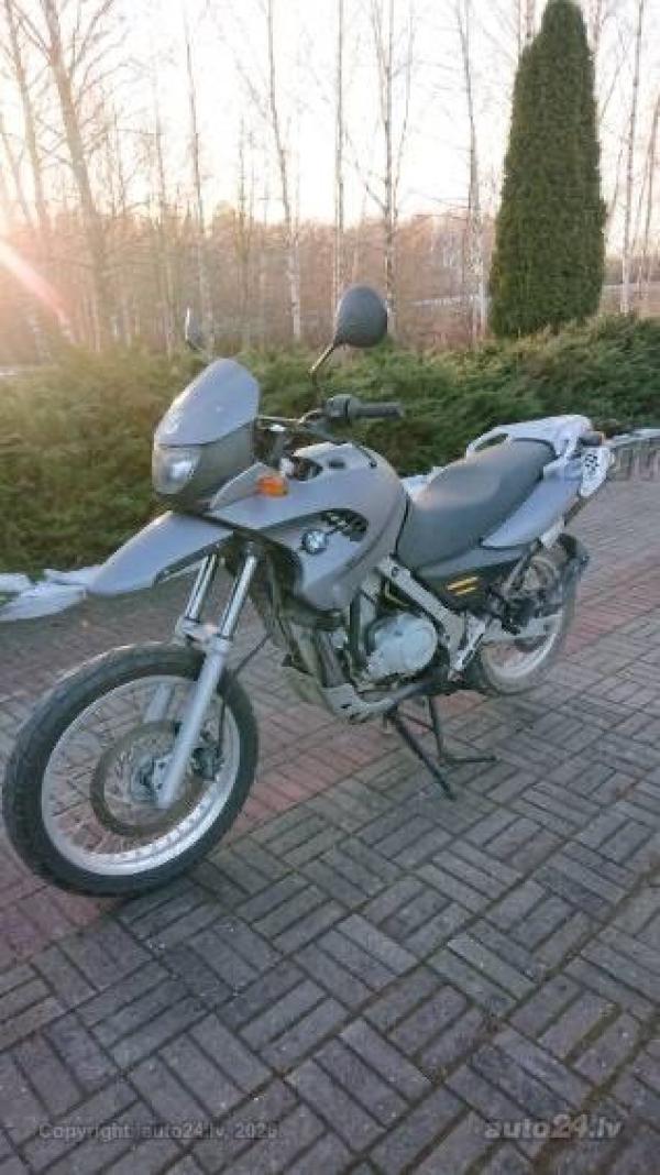 Серый БМВ F 650GS 2001 в Тарту, объемом двигателя 0.65 л и пробегом 31 тыс. км за 2999 €, фото 1 на AUTOMOTO.COM.LV