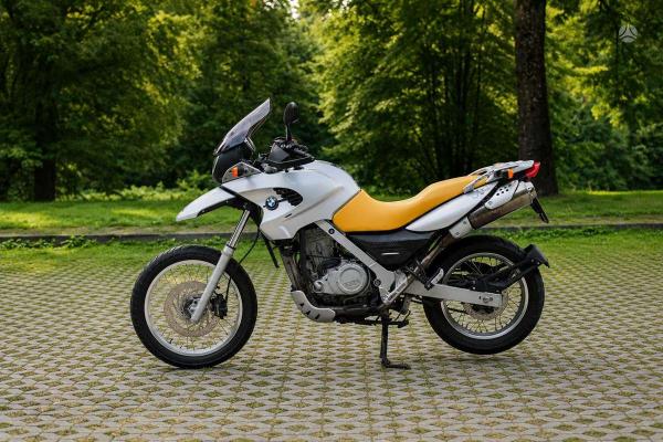 Grey BMW F 650GS 2003 in Vilnius, with an engine capacity of 0.00 L and mileage of 33 thousand km for 1700 €, photo 1 on AUTOMOTO.COM.LV