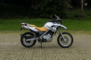 Pelēks BMW F 650GS 2003 Viļņa, ar dzinēja tilpumu 0.00 L un nobraukumu 33 tūkst. km par 1700 €, foto 3 vietnē AUTOMOTO.COM.LV