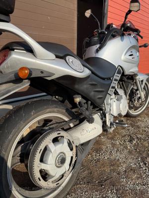Pelēks BMW F 650GS 2004 Tallina, ar dzinēja tilpumu 0.00 L un nobraukumu 20 tūkst. km par 2300 €, foto 3 vietnē AUTOMOTO.COM.LV